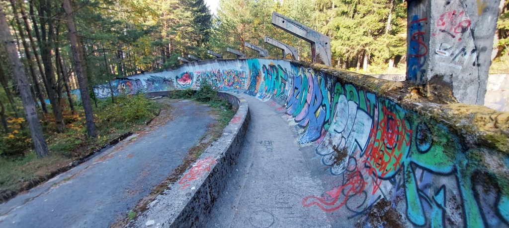 Flash Roundup * September 2025 – Myna Chang